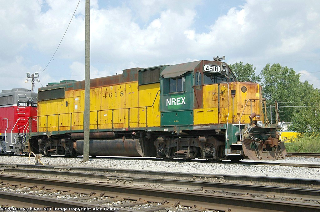 NREX GP38-2 4618